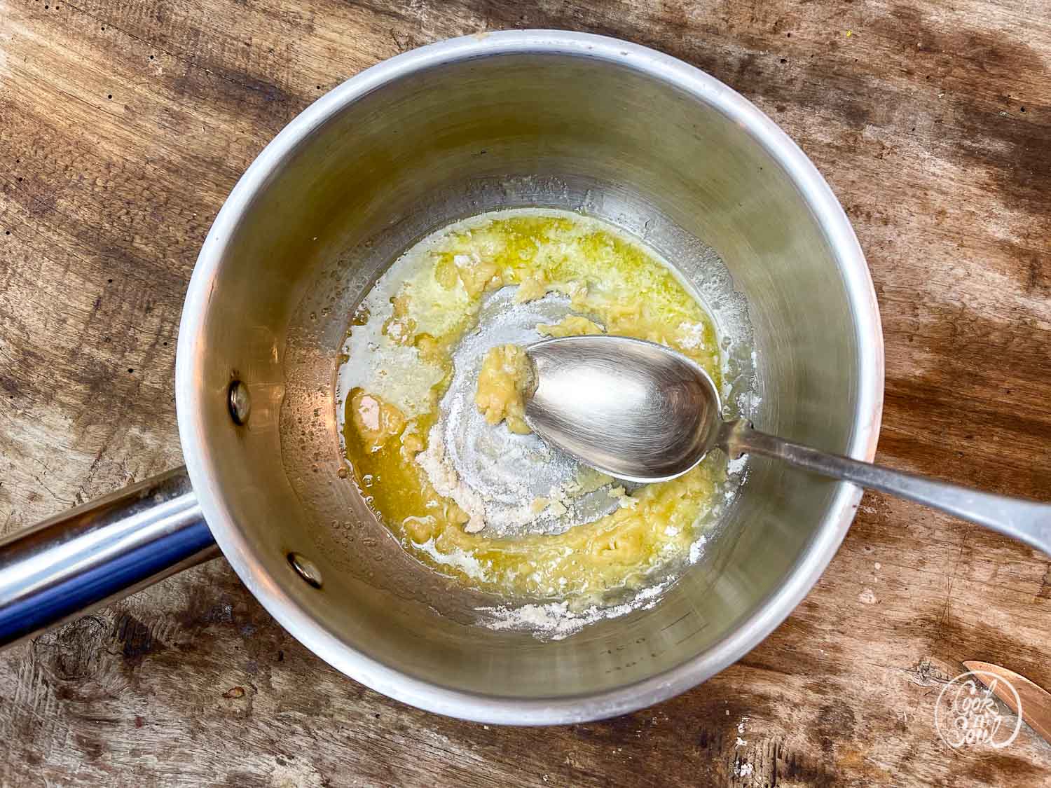 Mehlschwitze: zum Eindicken von Suppen und Saucen – Cook & Soul