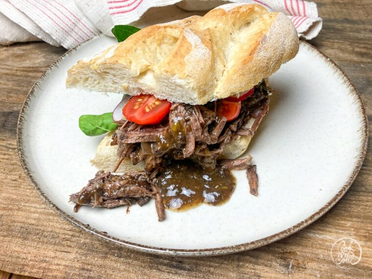 Pulled Beef: butterzartes Fleisch, perfekt für Sandwiches und Burger ...