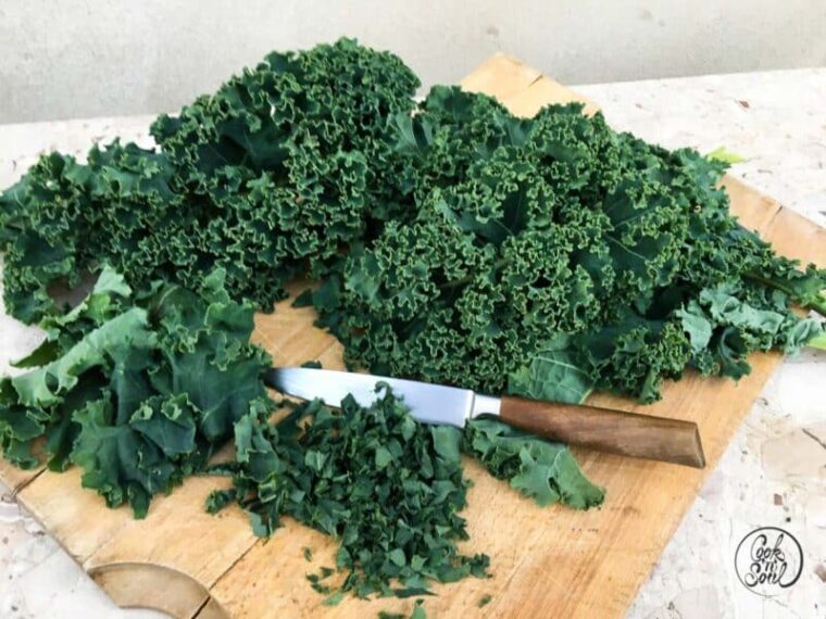 Grünkohl Rezepte: von klassisch deftig, bis sommerlich leicht – Cook & Soul